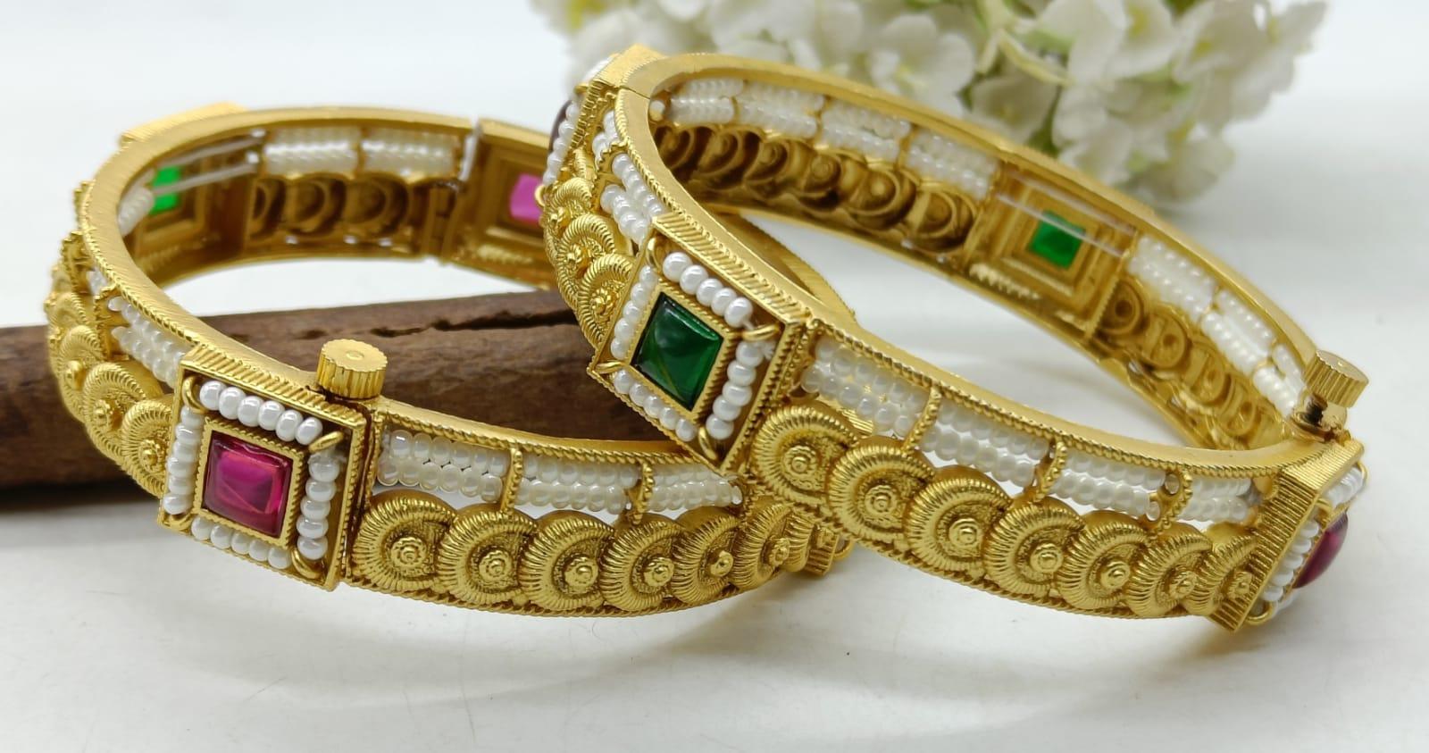 Buy Indian Antique Bangles Wholesale Online | 100+ Design – rchie ...